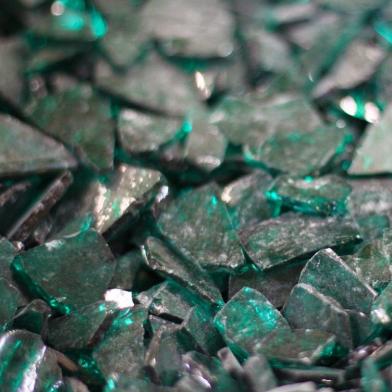 Transparent Emerald Glass Cullet – Bedrock Industries